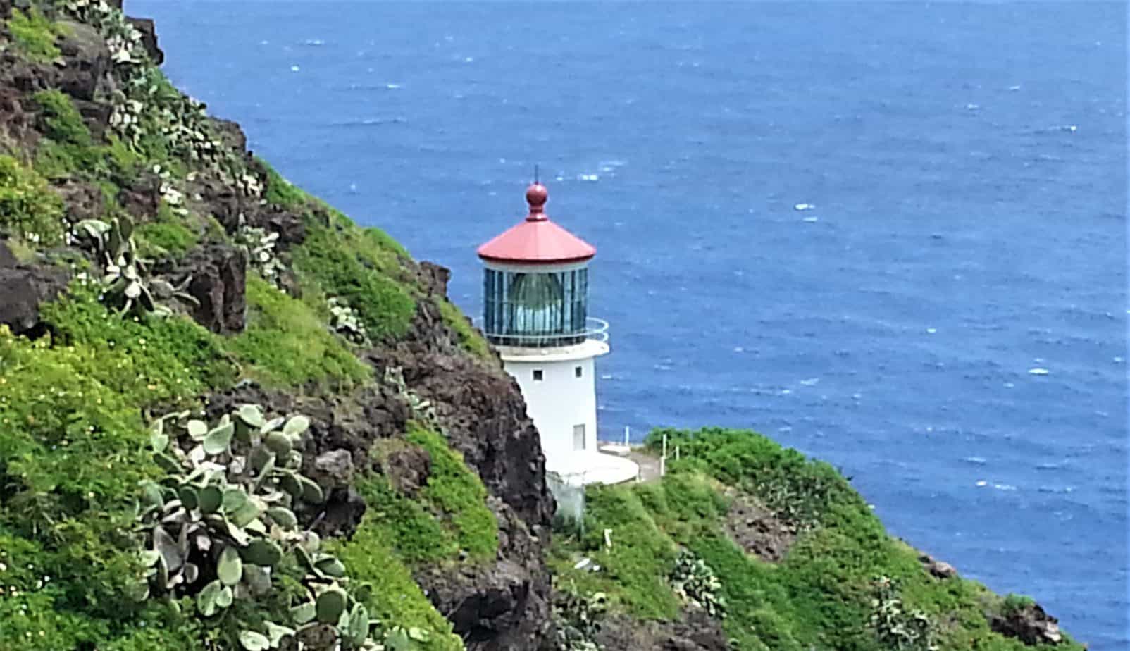 Makapu'u Point Lighthouse - Destination Eat Drink - The Travel Site for ...